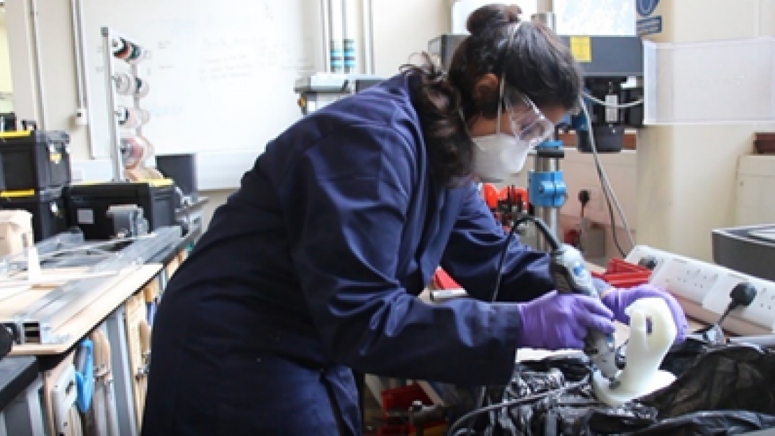 Fresh AUC Graduate Designs Mechanical Engineering Prototype for ...